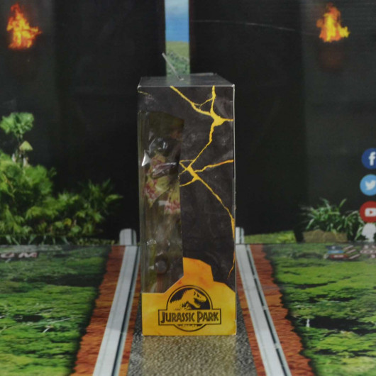 Jurassic World Amber Collection Dilophosaurus Mattel | Jurassic Fan Quest